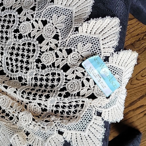 new world | Bedding | New World Lace Naomi Made In France Throw Cotton ...